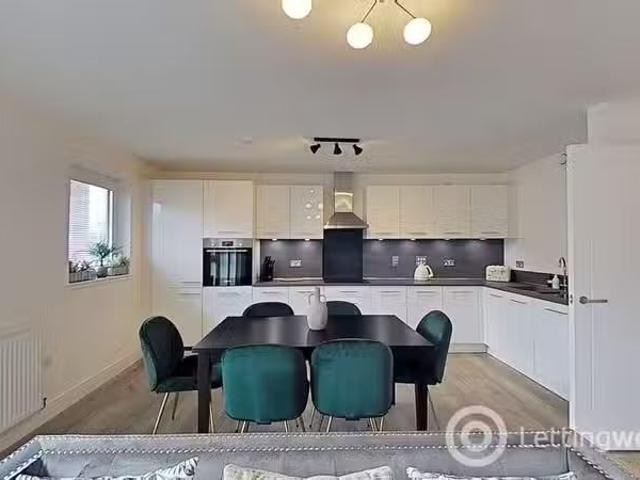 Cheap Property to rent in Meadowsweet Drive, Edinburgh, Midlot.
