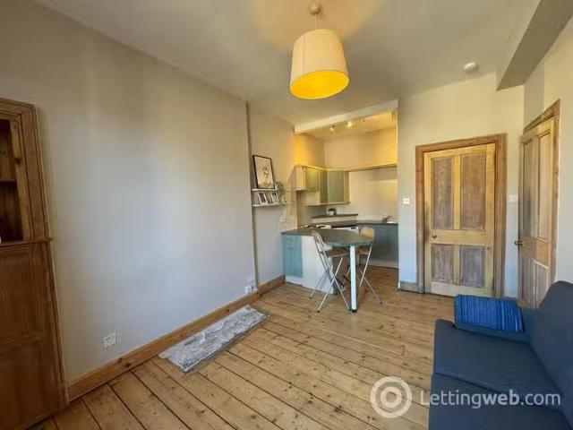 Nice Property to rent in Stewart Terrace, Edinburgh