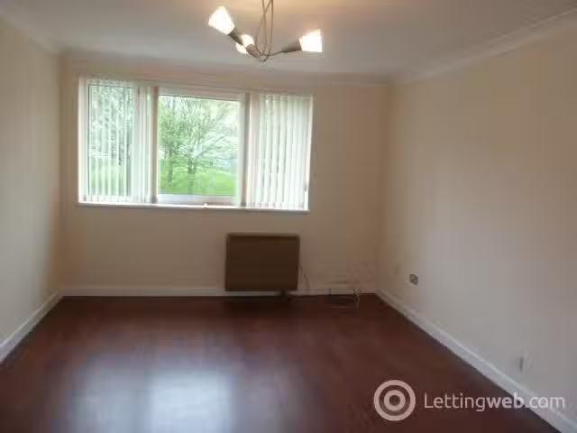 Cozy Property to rent in Rotherwood Avenue 166 flat 2/1