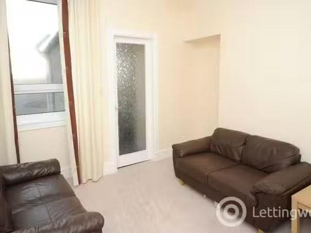 Just in! Property to rent in Rosemount Place, Aberdeen, AB25