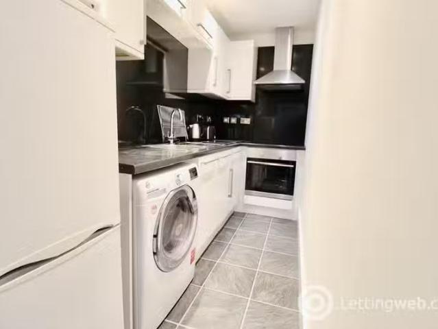 Cozy Property to rent in Richmond Terrace, First Floor Left, A.