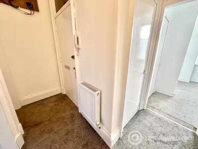 Nice Property to rent in Wellmeadow Street, Paisley, Renfrewsh.