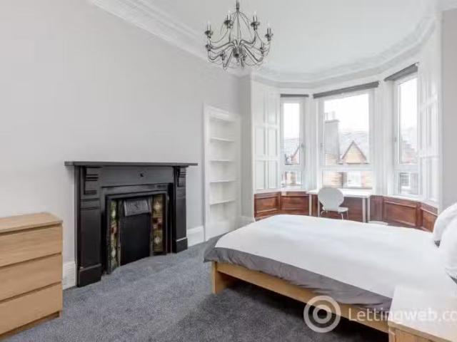 Just in! Property to rent in Temple Park Crescent, Polwarth, E.