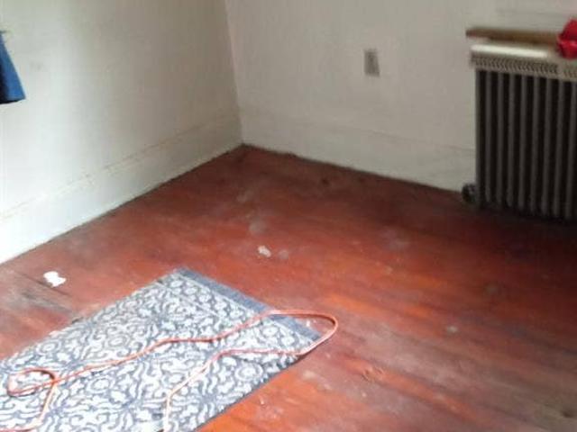 Nice quiet room in a nice neighborh