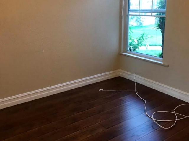 Nice Room For Rent For Female Santa Ana