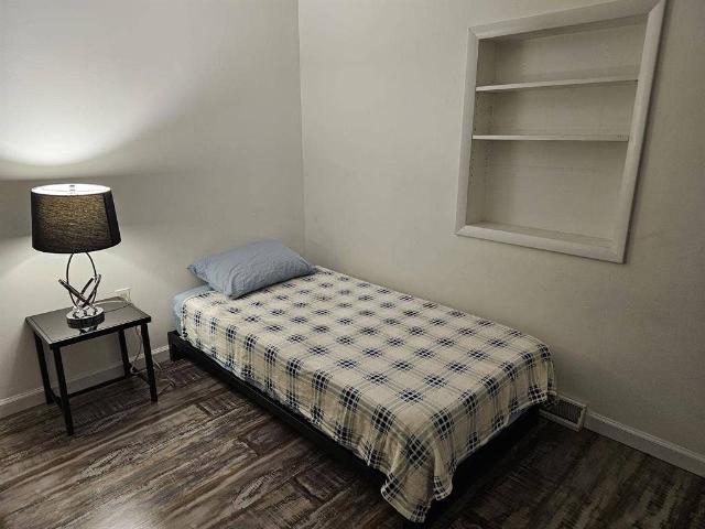 Nice Room for rent in nice house