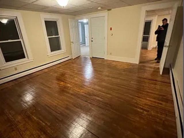 Nice room for rent with shared common area!