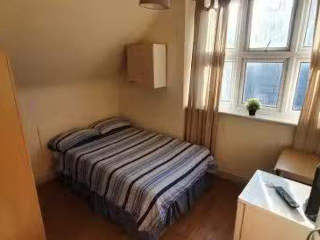 Cheap Room to rent in Anson Road, London, Greater London NW2
