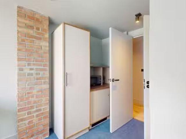 For Rent! Studio to rent in Cheshire Street, London E2