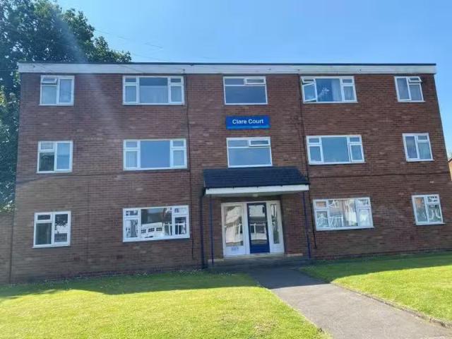 For Rent! Studio flat for rent in Clare Court, High Street, B90