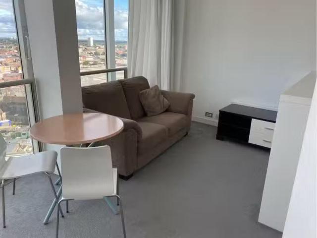 Charming Studio flat for rent in Studio For Rent Rotunda, B2