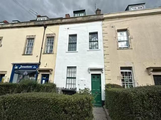 For Rent! Studio flat for rent in 22 Keyford, Frome,, BA11