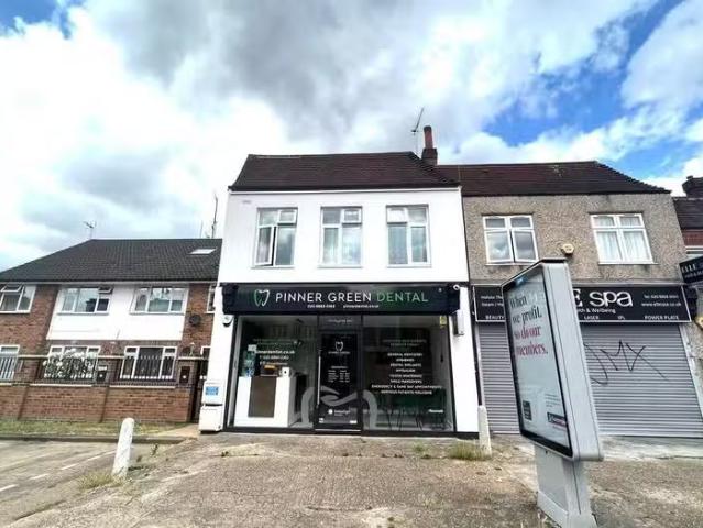 Rental! 1 BA 3 bedroom apartment for rent in Pinner Green, Pin.