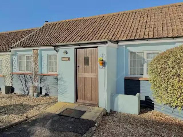 Unique 1 BA 3 bedroom bungalow for rent in South Farm, Blackbo.
