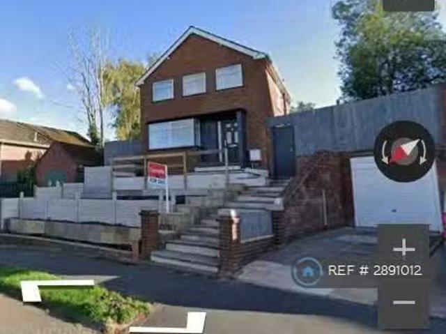 Charming 1 BA 3 bedroom detached house for rent in Sherbourne.