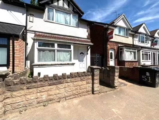 Nice 1 BA 3 bedroom house for rent in Selly Hill road, Selly O.