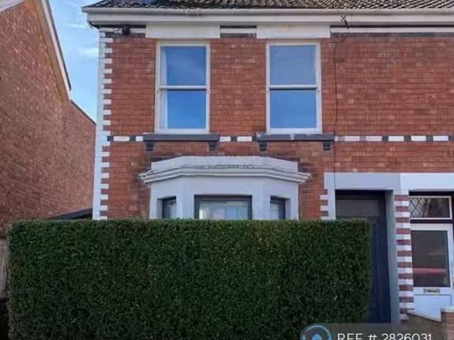 Charming 1 BA 3 bedroom semi detached house for rent in Lysons.