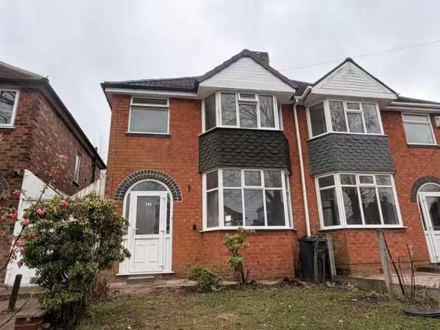 Unique 1 BA 3 bedroom semi detached house for rent in Perry Wo.