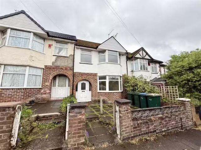 Nice 1 BA 3 bedroom terraced house for rent in Baronsfield Roa.
