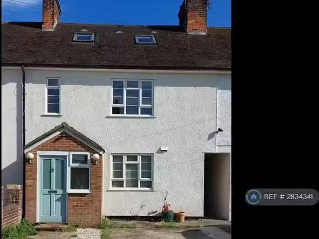 For Rent! 1 BA 3 bedroom terraced house for rent in Swanley Cr.