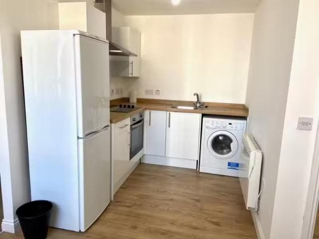 Nice 1 BA 1 bedroom apartment for rent in Devonshire House, B3