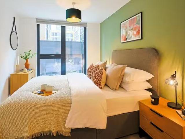 Nice 1 BA 1 bedroom apartment for rent in Glasshouse Square Br.