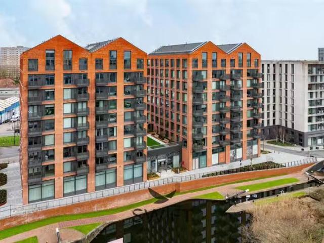 Unique 1 BA 1 bedroom apartment for rent in LUXURY APARTMENT.