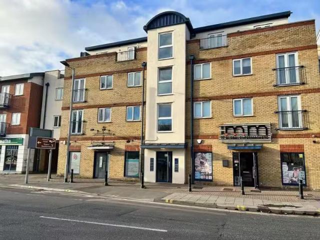 Deal! 1 BA 1 bedroom apartment for rent in New Street, Chelmsf.