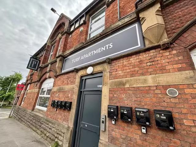 Cozy 1 BA 1 bedroom flat for rent in 116 Wash Lane, Bury, BL9