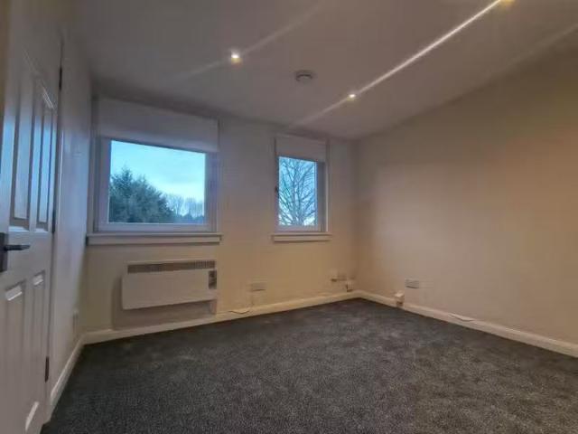 Just in! 1 BA 1 bedroom flat for rent in 18, Sibbald Place, Li.