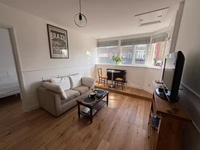 Nice 1 BA 1 bedroom flat for rent in Cornfield Road, Eastbourn.