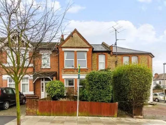 Nice 1 BA 1 bedroom flat for rent in Avenue Road, Beckenham, BR3