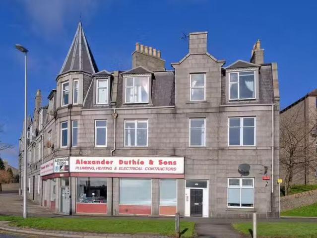 Cheap 1 BA 1 bedroom flat for rent in Berryden Road, First Rig.