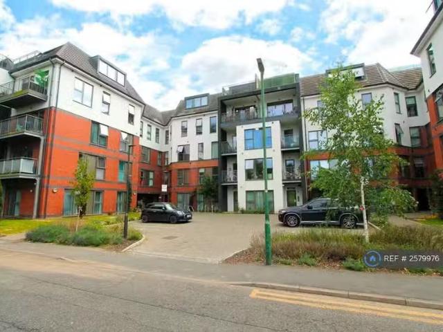 For Rent! 1 BA 1 bedroom flat for rent in Green Side Views, Mi.