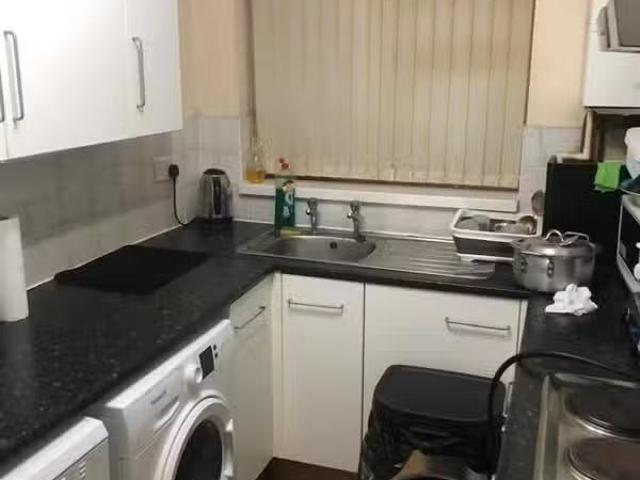 Cozy 1 BA 1 bedroom flat for rent in Holt Road, Halesowen, B62