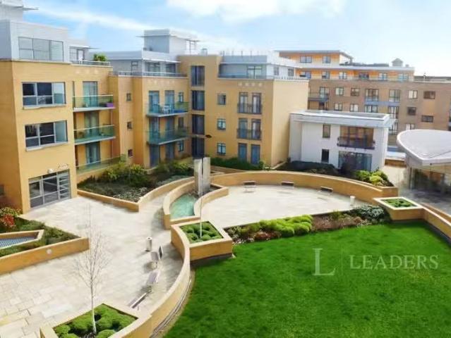 Nice 1 BA 1 bedroom flat for rent in Homerton Street, Cambridg.