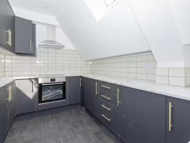 Deal! 1 BA 1 bedroom flat for rent in Prospect Place, Worthing.