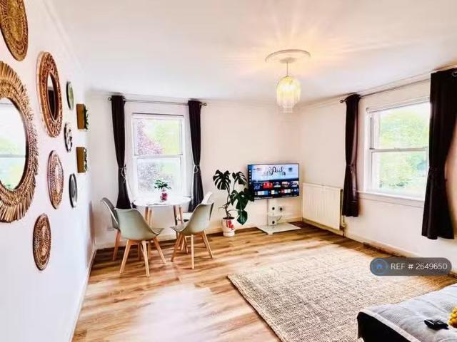Deal! 1 BA 1 bedroom flat for rent in Robertson's Count, Edinb.