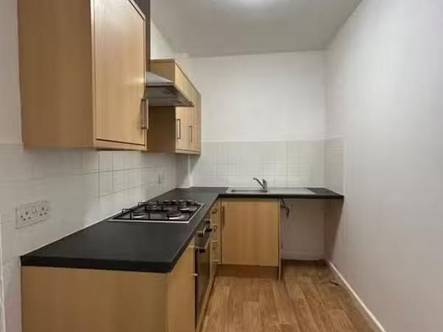 Nice 1 BA 1 bedroom flat for rent in William Reynolds House, B.