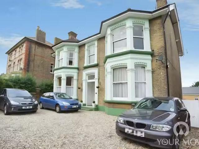 Cheap 1 BA 1 bedroom Flat to rent, Windmill Street, DA12 £1,1.