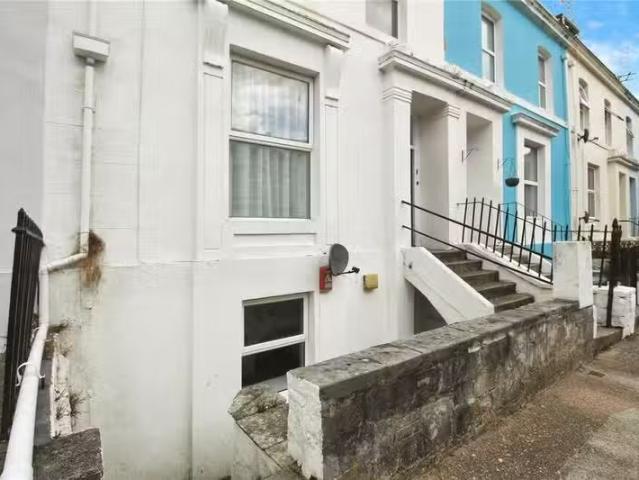 Rental! 1 BA 1 bedroom Flat to rent, Fellowes Place, Plymouth.