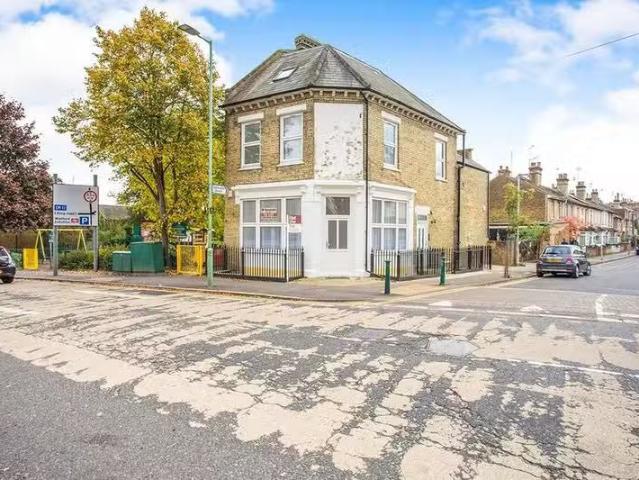 Rental! 1 BA 1 bedroom Flat to rent, St. Johns Road, Watford.