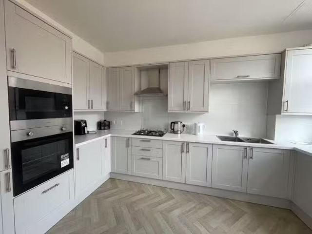 Cozy 1 BA 1 bedroom house of multiple occupation for rent in W.