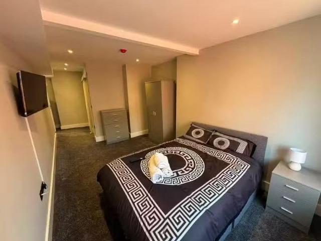 Nice 1 BA 1 bedroom house share for rent in Lower birdcroft, B.