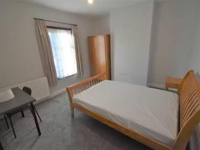Rental! 1 BA 1 bedroom house share for rent in St Albans Road.