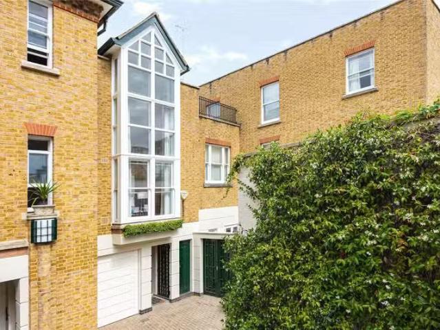 For Rent! 1 BA 1 bedroom property to let in Charles II Place.