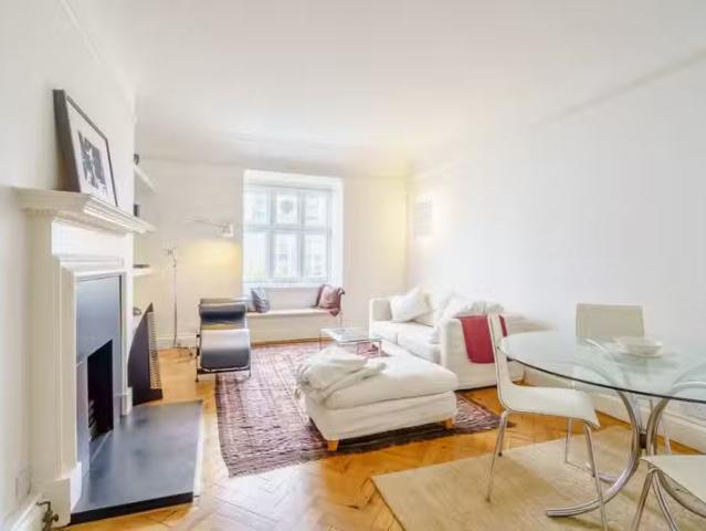 New 1 BA 1 bedroom property to let in Queen's Gate, South Kens.