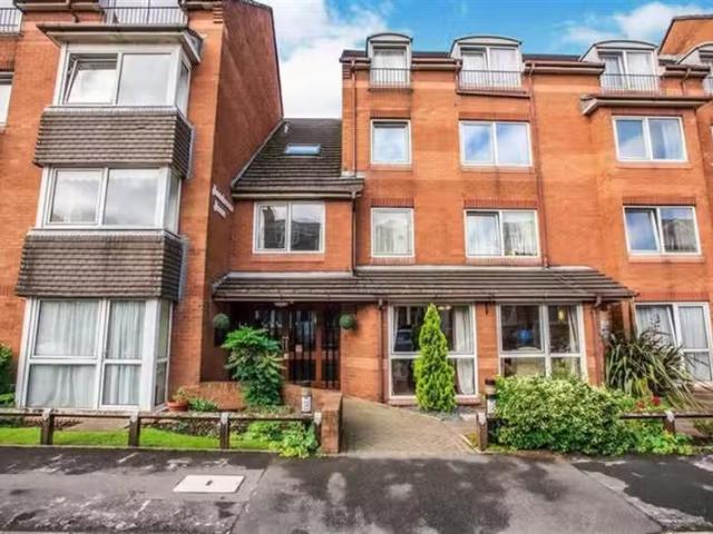 Just in! 1 BA 1 bedroom retirement property for rent in Homebr.