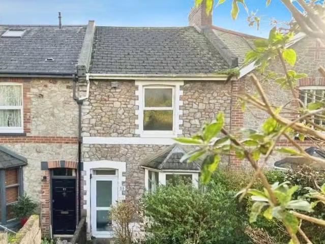 New 1 BA 2 bedroom Mid Terrace House to rent, Dunmere Road, To.
