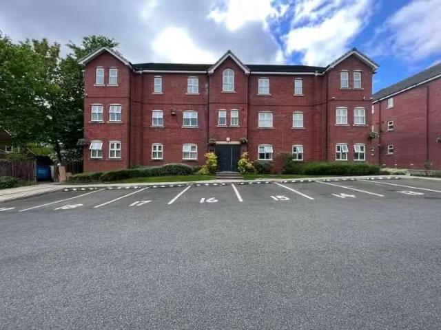 Unique 1 BA 2 bedroom apartment for rent in 21 Thomasson Court.